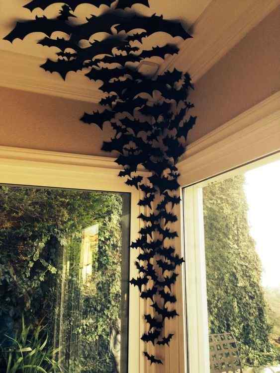 51 Halloween Bat Decor Ideas That’ll Spook Up Your Walls Instantly ...