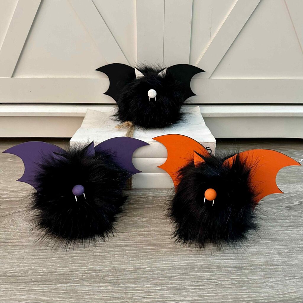 57 Spooky Halloween Bat Decor Ideas For Indoor & Outdoor Decorations ...