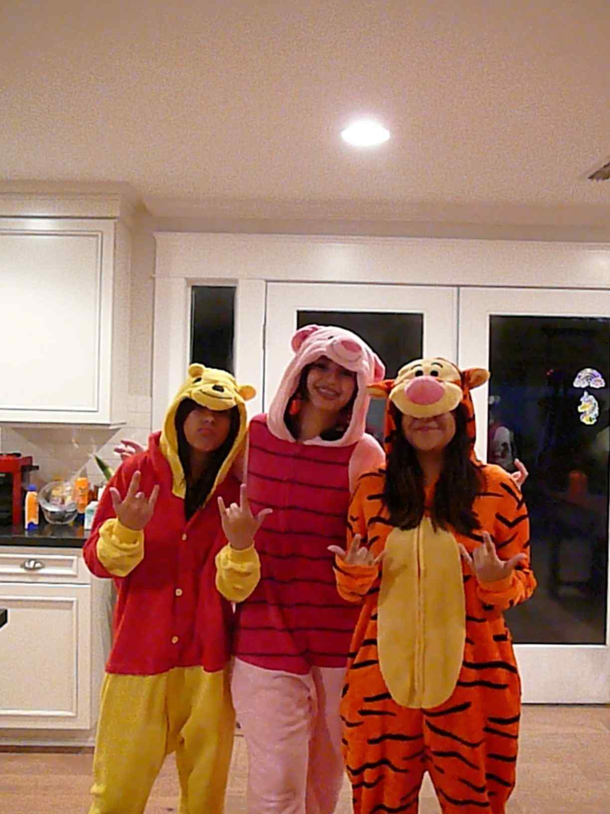 75 Trio Halloween Costumes: Fun And Creative Ideas For Friends And ...