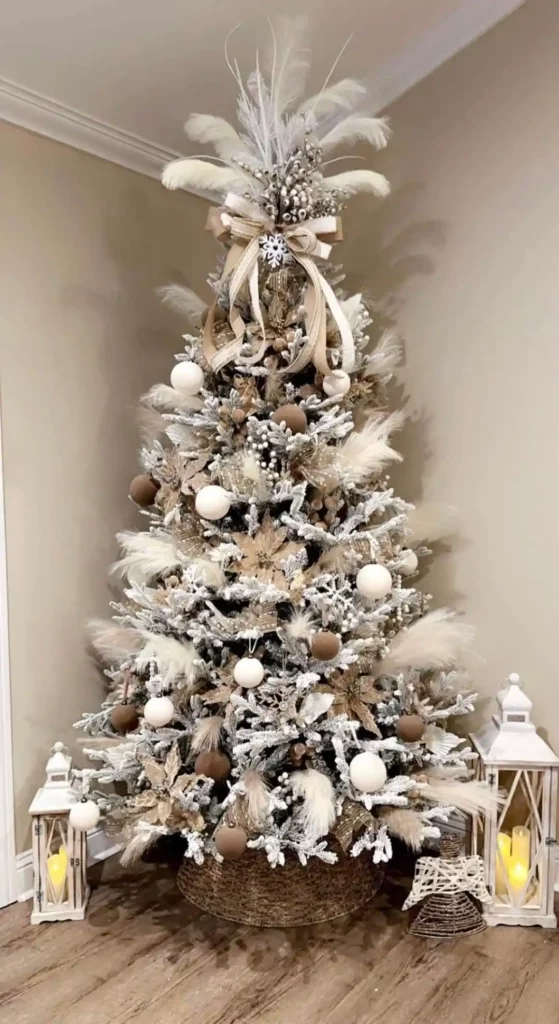 81 Gorgeous Flocked Christmas Tree Decorating Ideas For Every Style ...