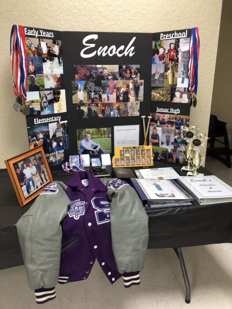 56+ Senior Display Table Ideas For 2025 – Simple, Sports And Cheer ...