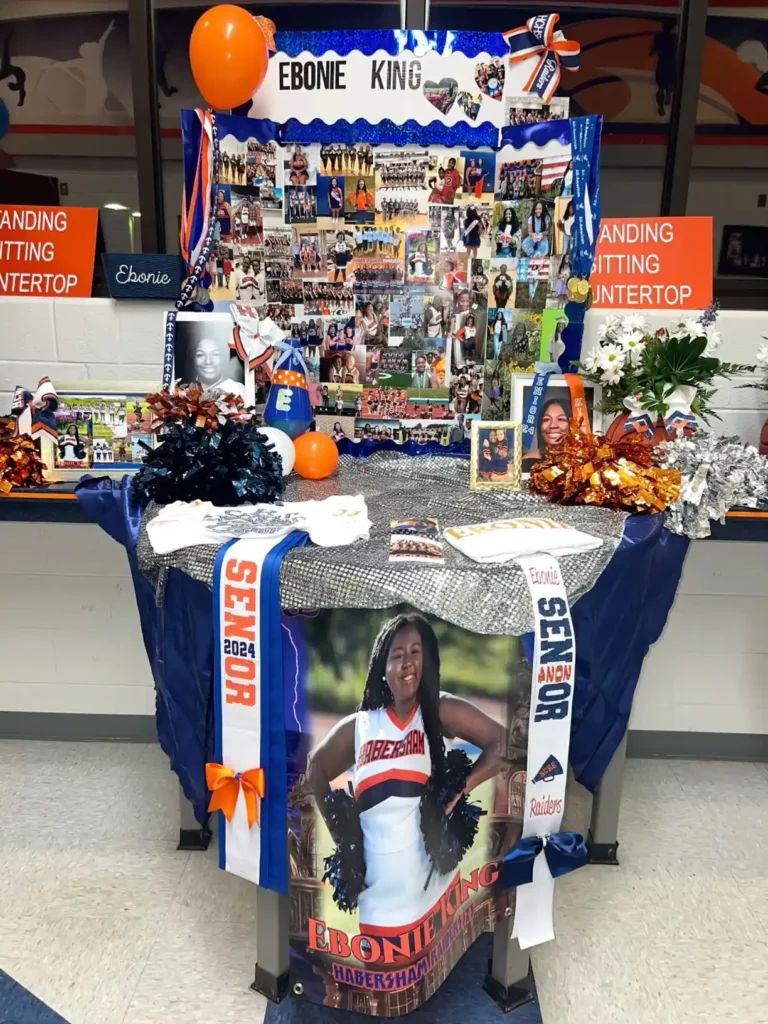 60+ Senior Display Table Ideas For 2025 – Simple, Sports And Cheer ...