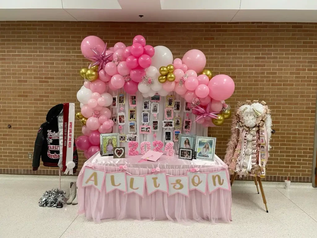 56+ Senior Display Table Ideas For 2025 – Simple, Sports And Cheer ...