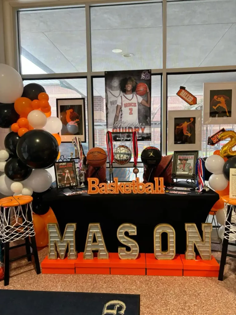 56+ Senior Display Table Ideas For 2025 – Simple, Sports And Cheer ...