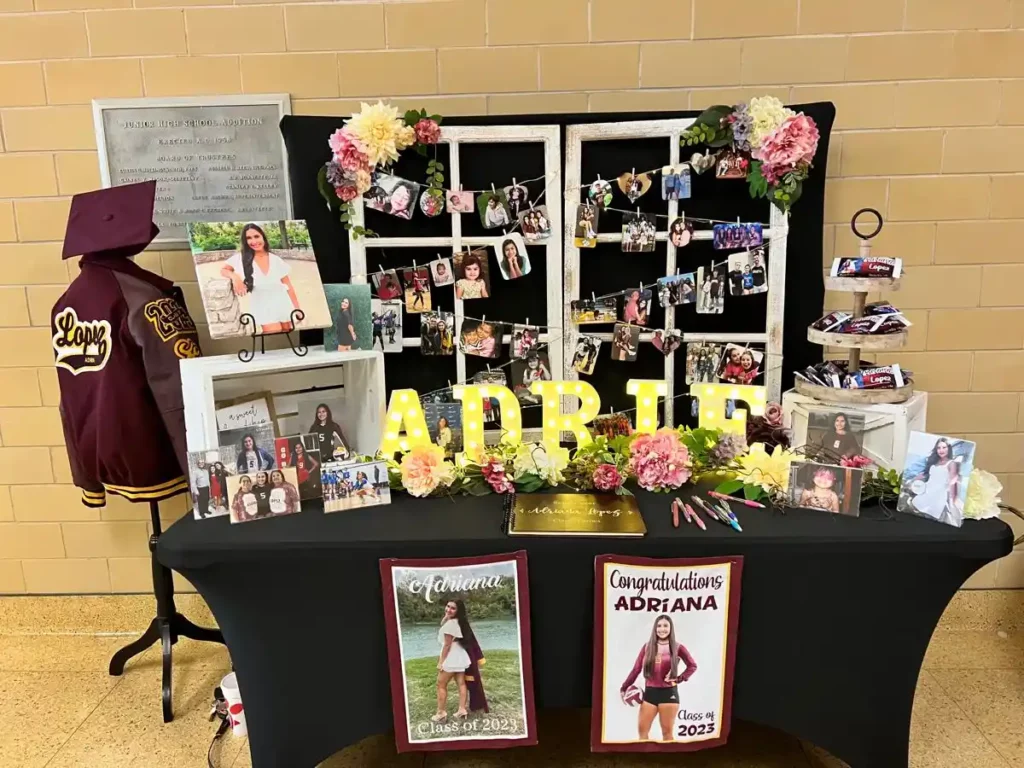 56+ Senior Display Table Ideas For 2025 – Simple, Sports And Cheer ...