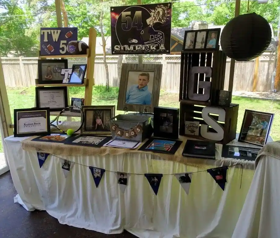 56+ Senior Display Table Ideas For 2025 – Simple, Sports And Cheer ...